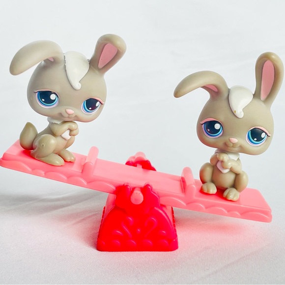 Hasbro | Toys | Lps Bunny Rabbit Bundle 279 Gray And Pink Blue Eyes ...